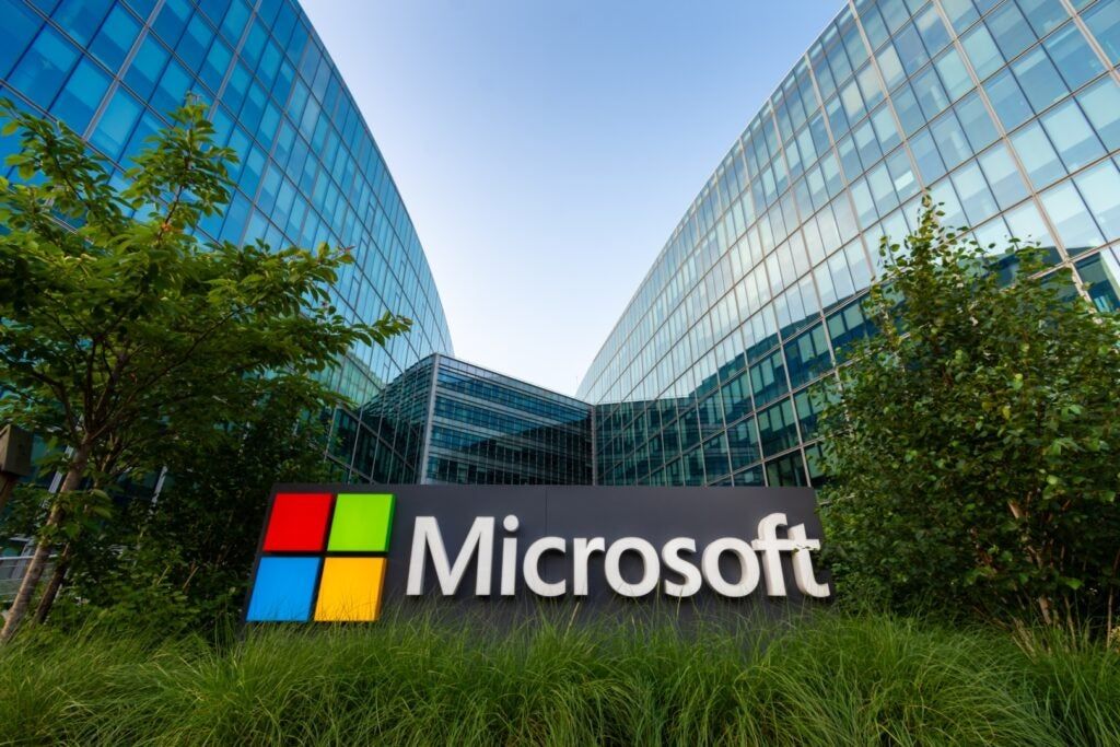 Microsoft Rewards Employees with One-Time Cash Bonus Following Record ...