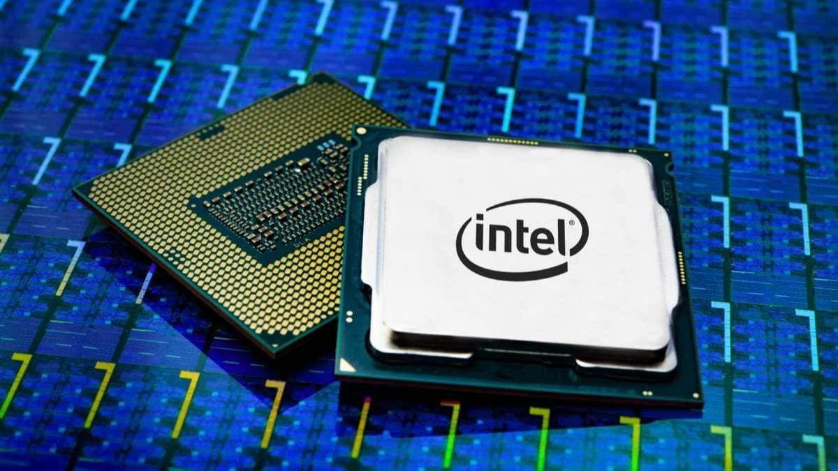 Intel Partners with Amazon to Produce Custom AI Chips, Boosting Stock Value