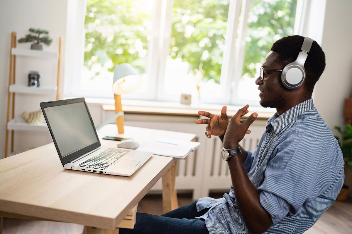 AI-Powered Job Interviews: The Next Frontier in Recruitment Technology