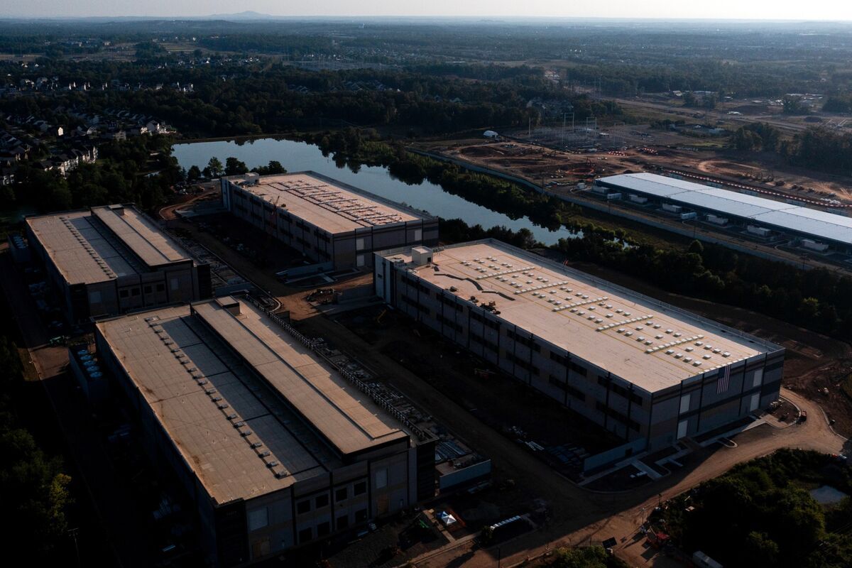 Amazon Web Services Accelerates Global Data Center Expansion to Meet AI ...