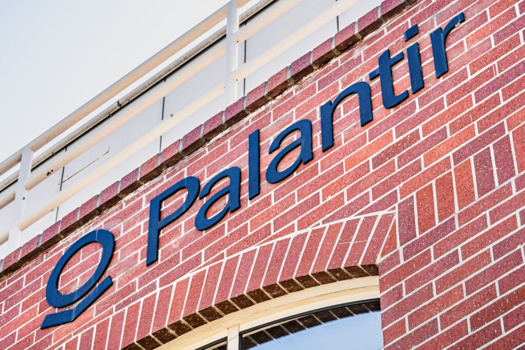 BigBear.ai: The Next Palantir or Overvalued AI Stock?