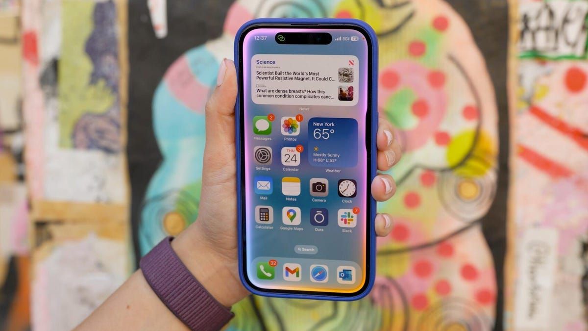 Apple's AI-Powered Siri Upgrade Faces Significant Delays, Now Expected ...