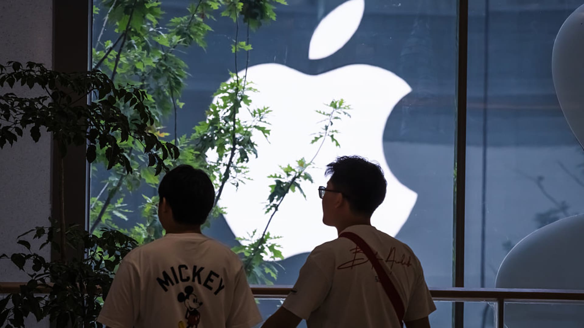 Apple's Potential AI Acquisition: Perplexity Deal Could Boost Stock and ...