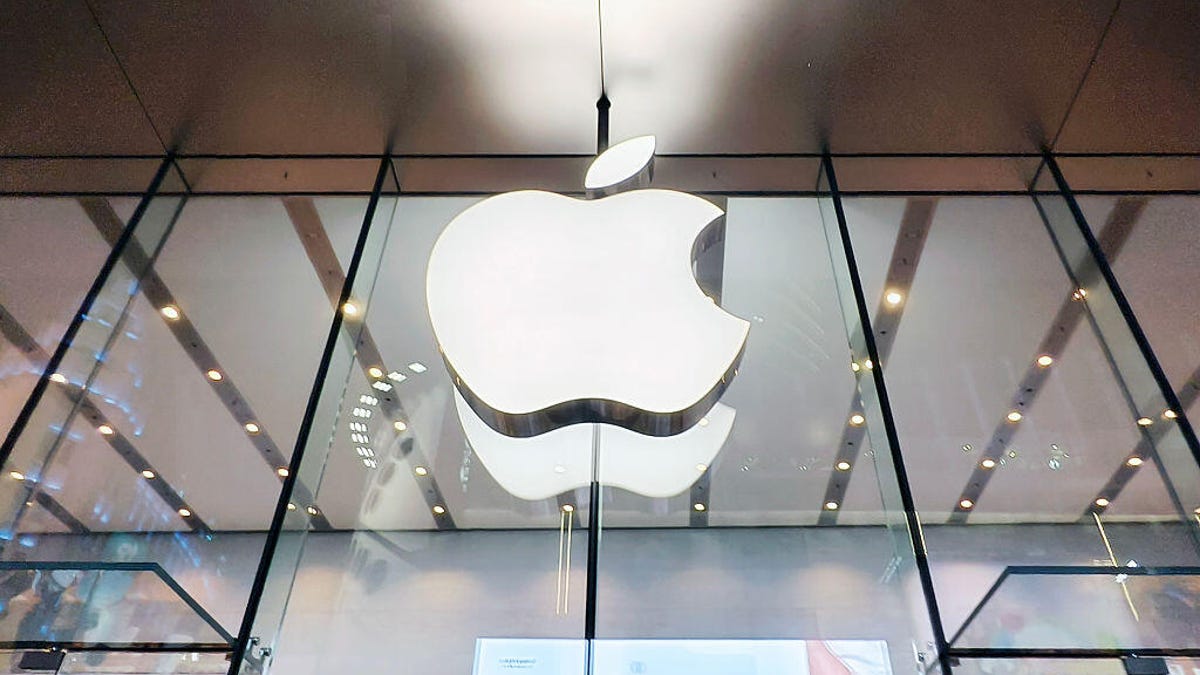 Apple's AI Comeback: Tabletop Robots, Smart Displays, and a New Siri on ...