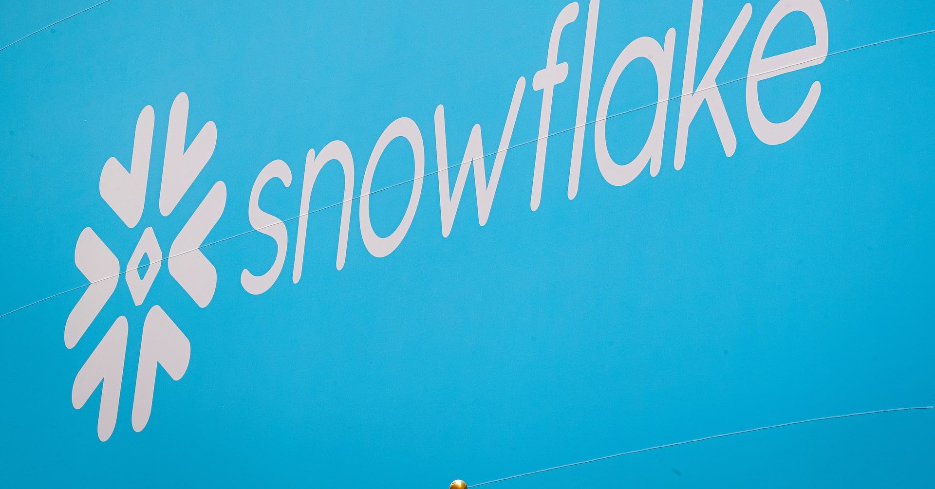 Snowflake's Stock Soars as AI Demand Fuels Strong Q2 Results and ...