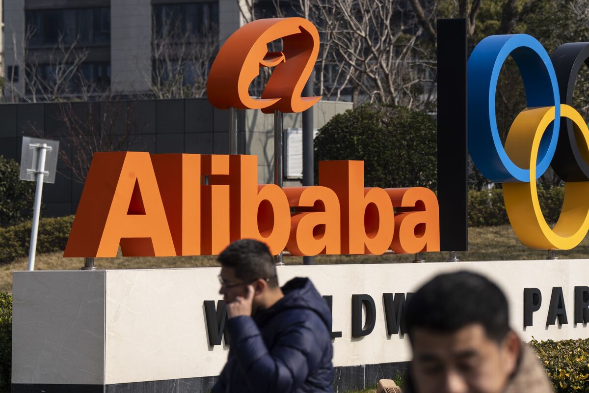 Alibaba's Profit Dips Amid Food Delivery War, but AI Boom Offers Hope