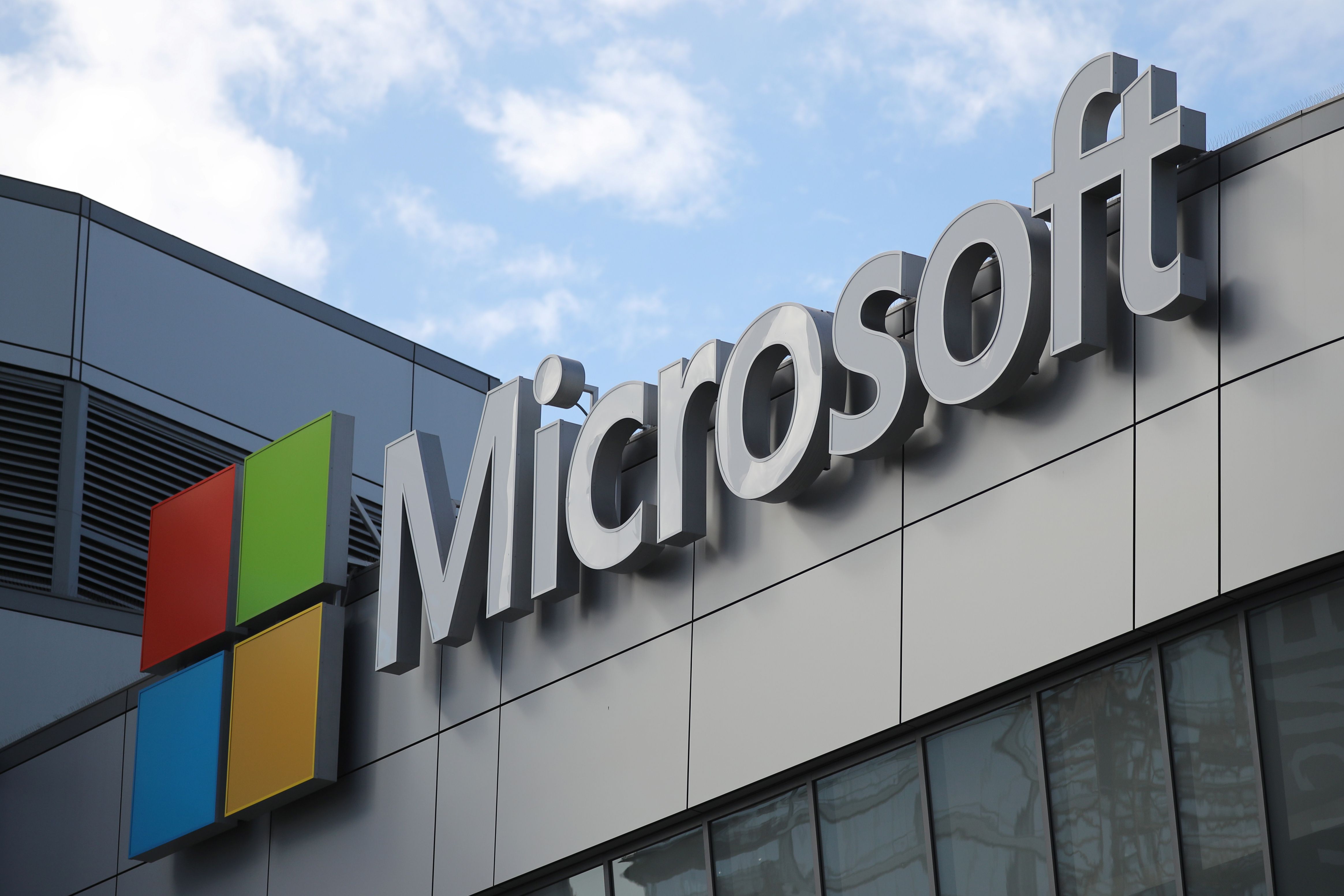 Microsoft Partners with Harvard to Enhance Healthcare AI, Reducing ...