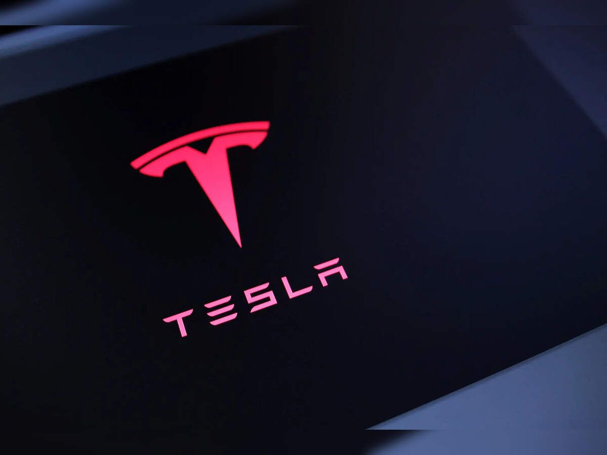 Tesla's Cybercab Makes Asia-Pacific Debut at Shanghai Import Expo
