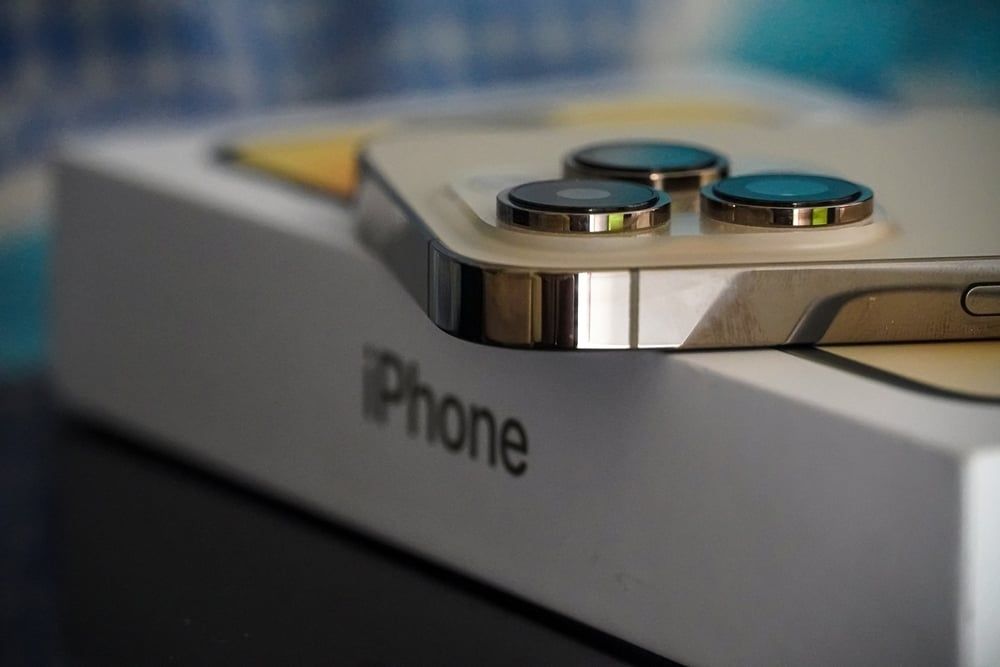 Apple AI Delays Open Door for China Smartphone Market