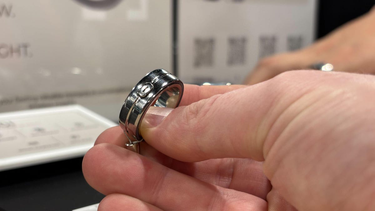 Vocci AI Smart Ring Records Meetings at CES 2026
