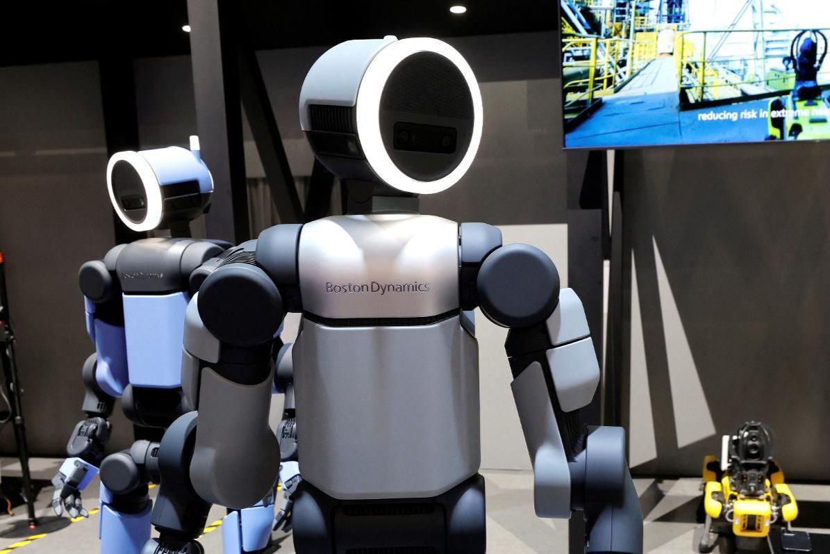 Hyundai Motor Shares Soar 14% on Robotics AI Push