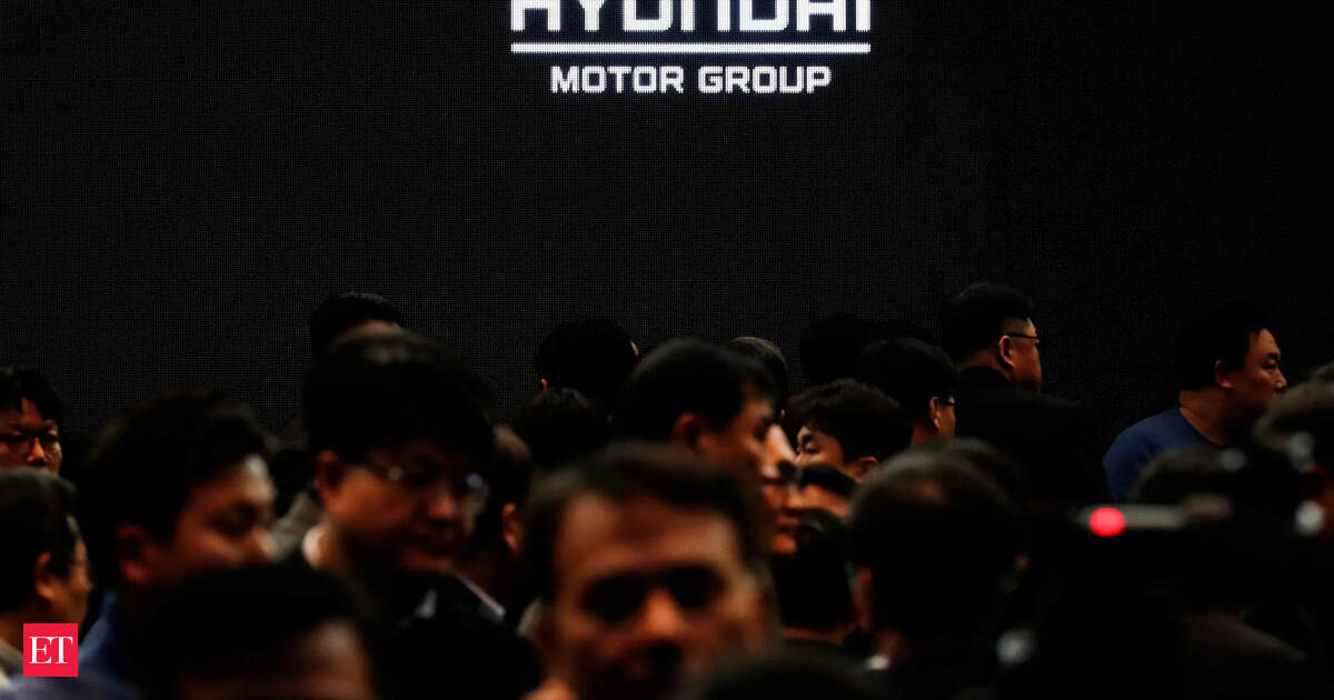 Hyundai Motor Group Hires Tesla Optimus Leader