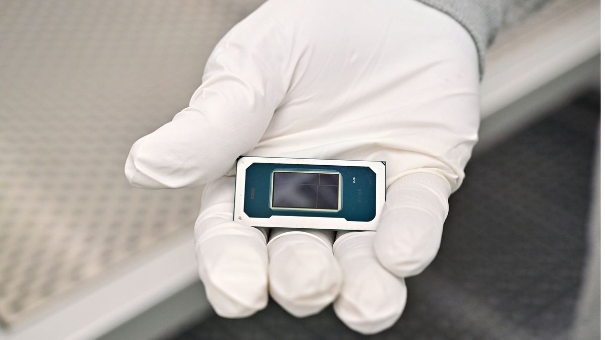 Semiconductor Sales Hit $1 Trillion in 2026 on AI Boom
