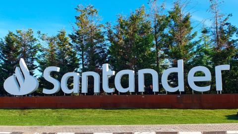 Santander AI Investments to Generate €1B Value