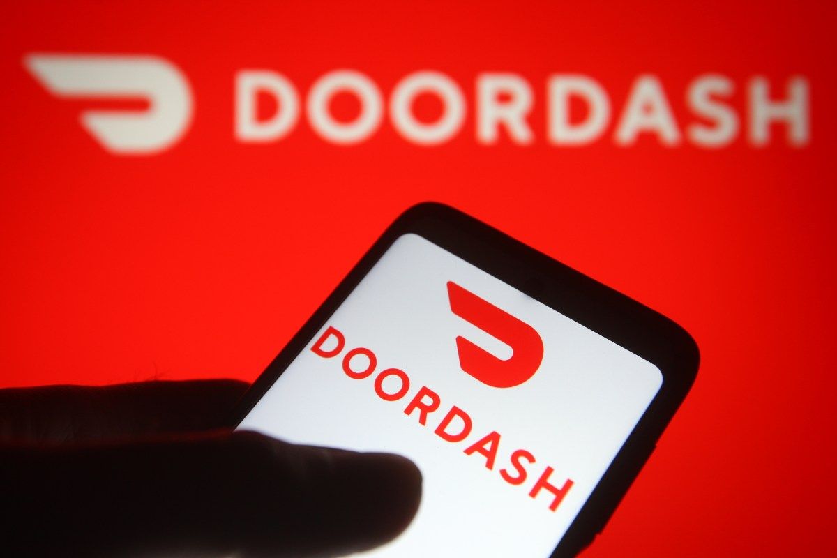 DoorDash Tasks App Pays Couriers to Train AI Models