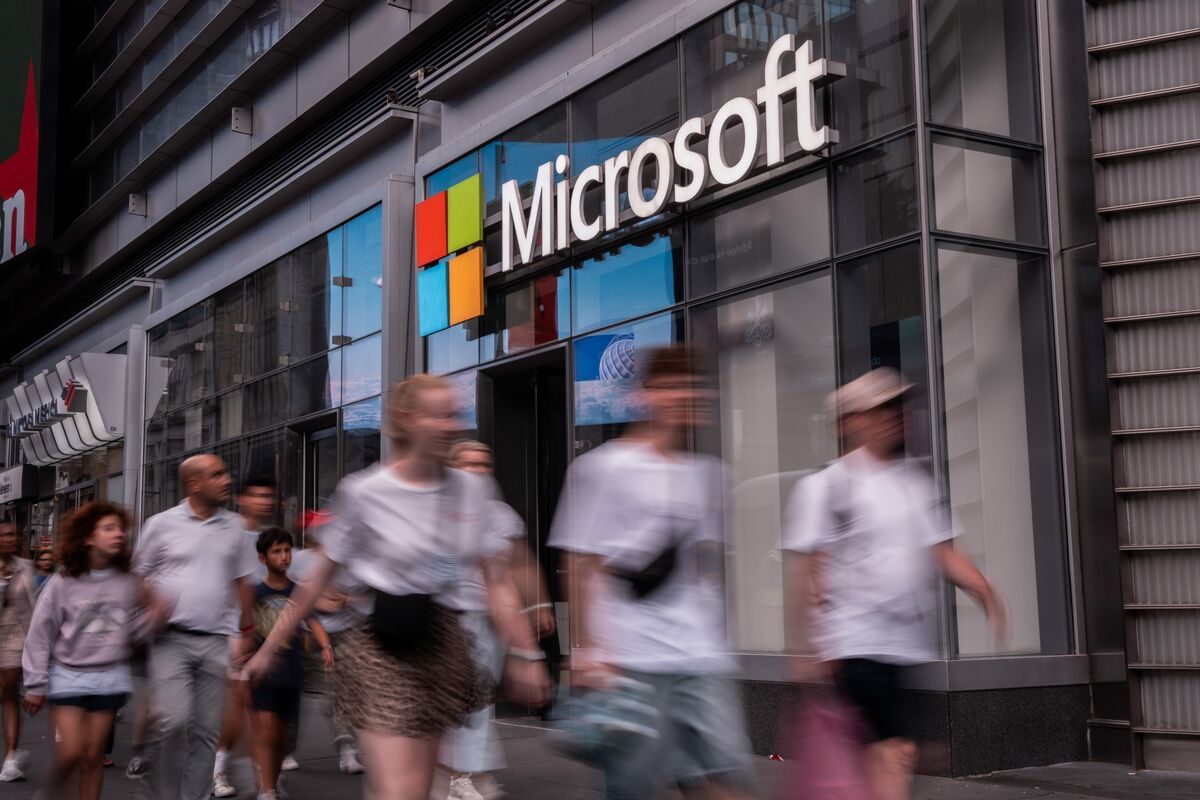 Microsoft Investment: $18B for Australia AI Capacity