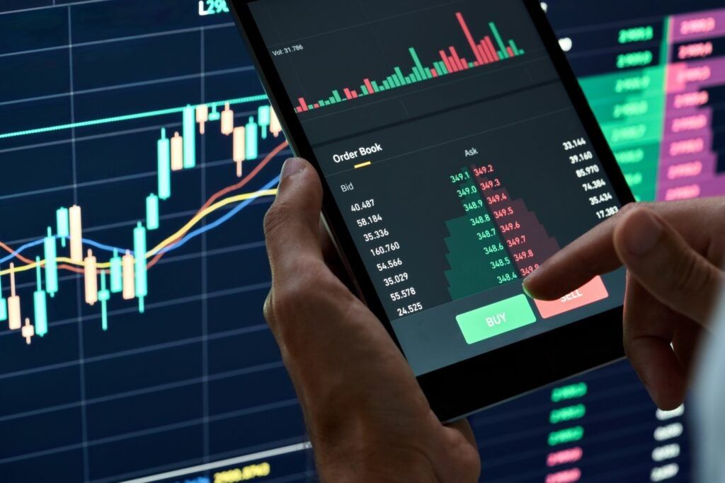CURRENC Group Launches AI-Powered Call Center Solutions, Sparking ...