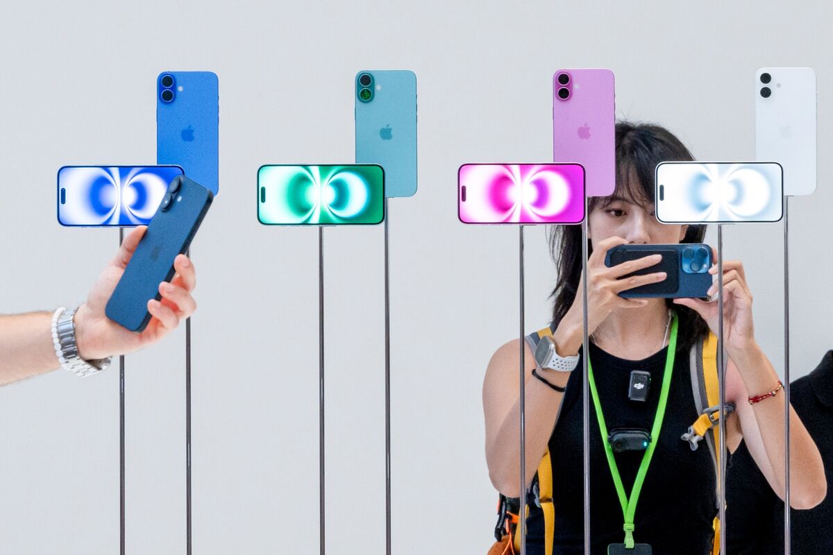 Alibaba and Apple Join Forces to Bring AI Features to iPhones in China