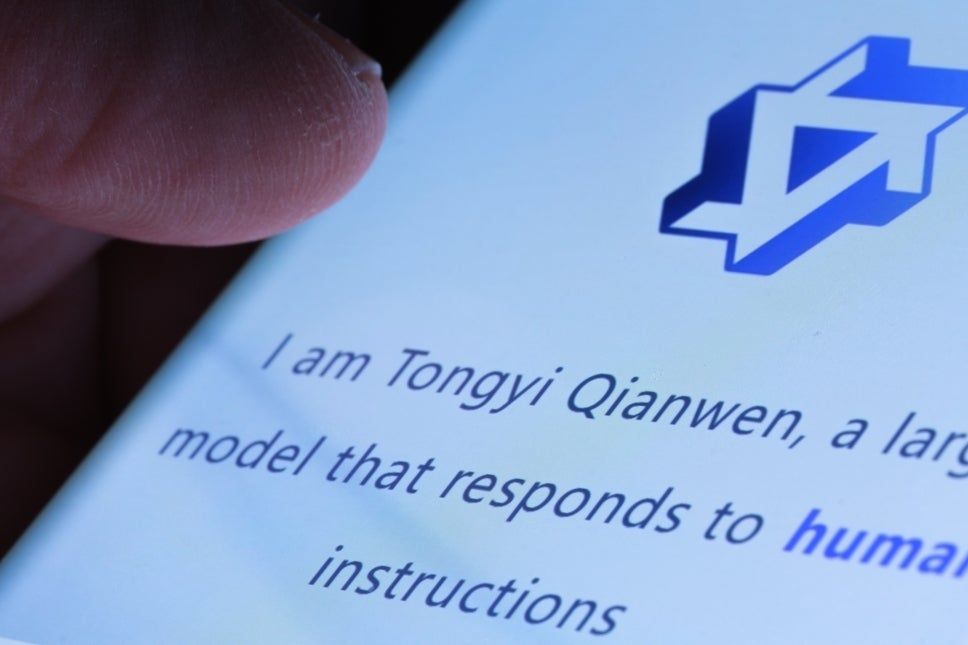 Alibaba Intensifies AI Competition with New Model and Massive Investment