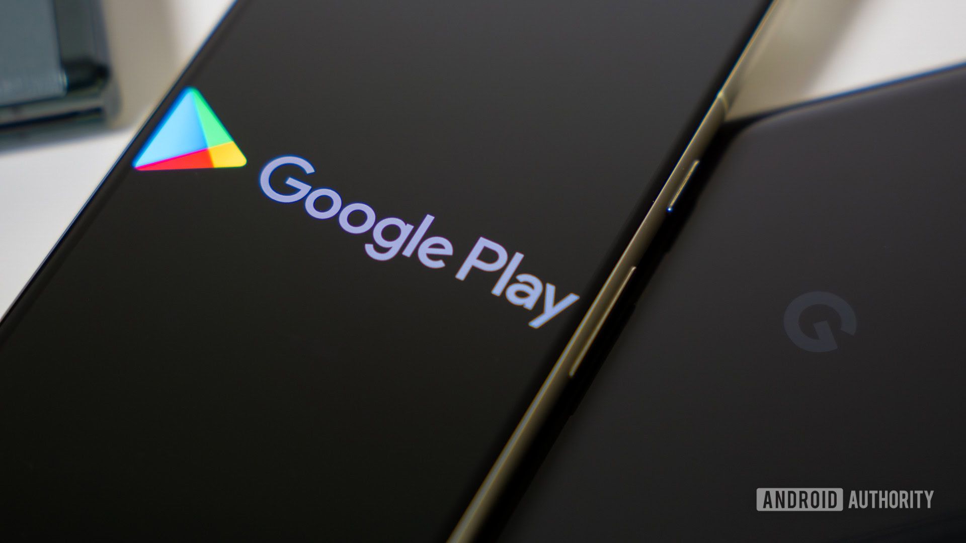 Google Play Store Introduces Gemini-Powered AI Feature for App Queries