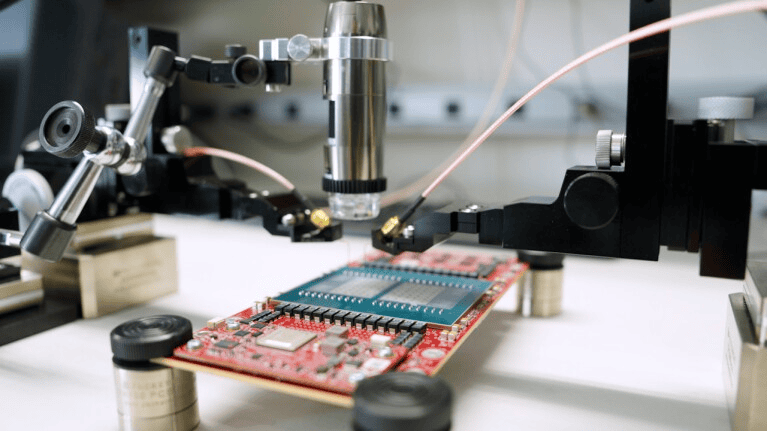 AWS Set to Unveil Upgraded Graviton4 CPU and New AI Training Chip ...