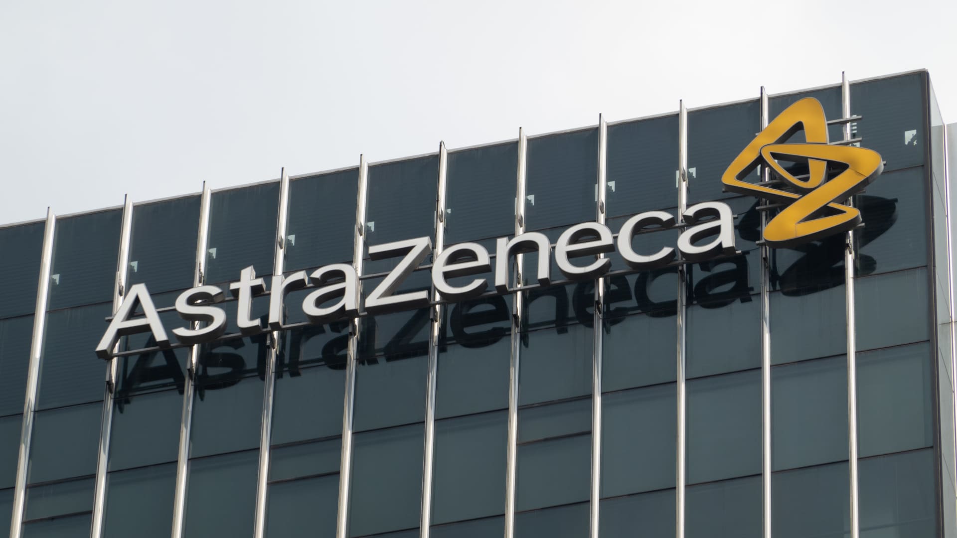 AstraZeneca to Invest $50 Billion in U.S. Manufacturing and R&D, Leveraging AI and Automation