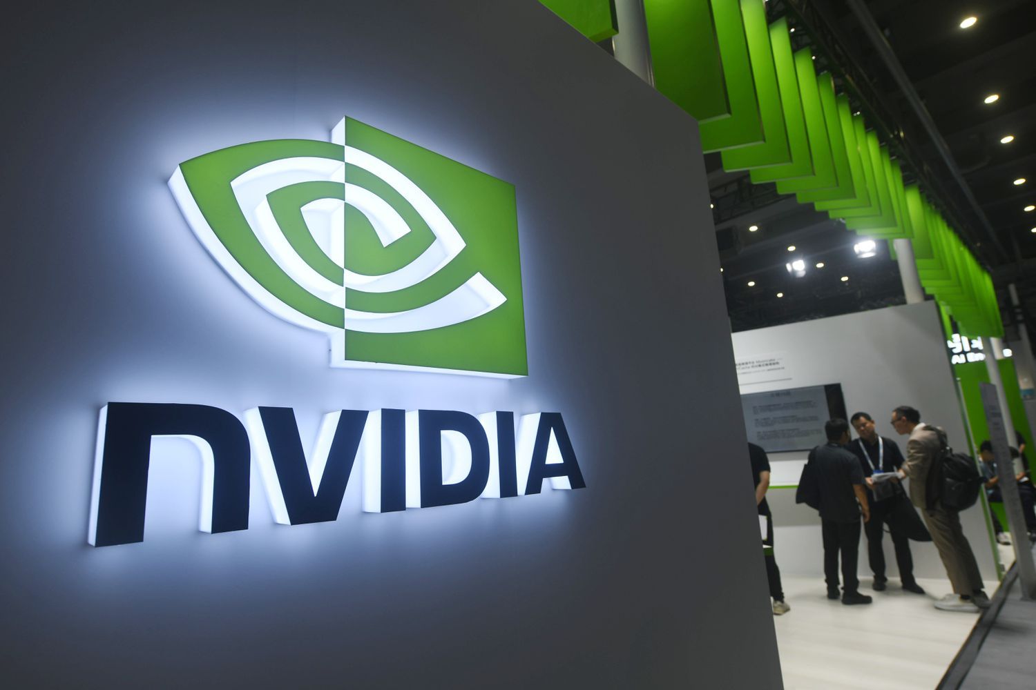 Nvidia Surpasses Apple as World's Most Valuable Company, Riding AI Wave
