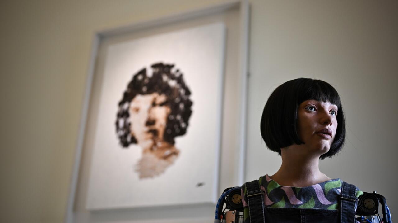 AI-Powered Robot Artist Ai-Da's Portrait of Alan Turing Sells for $1 ...