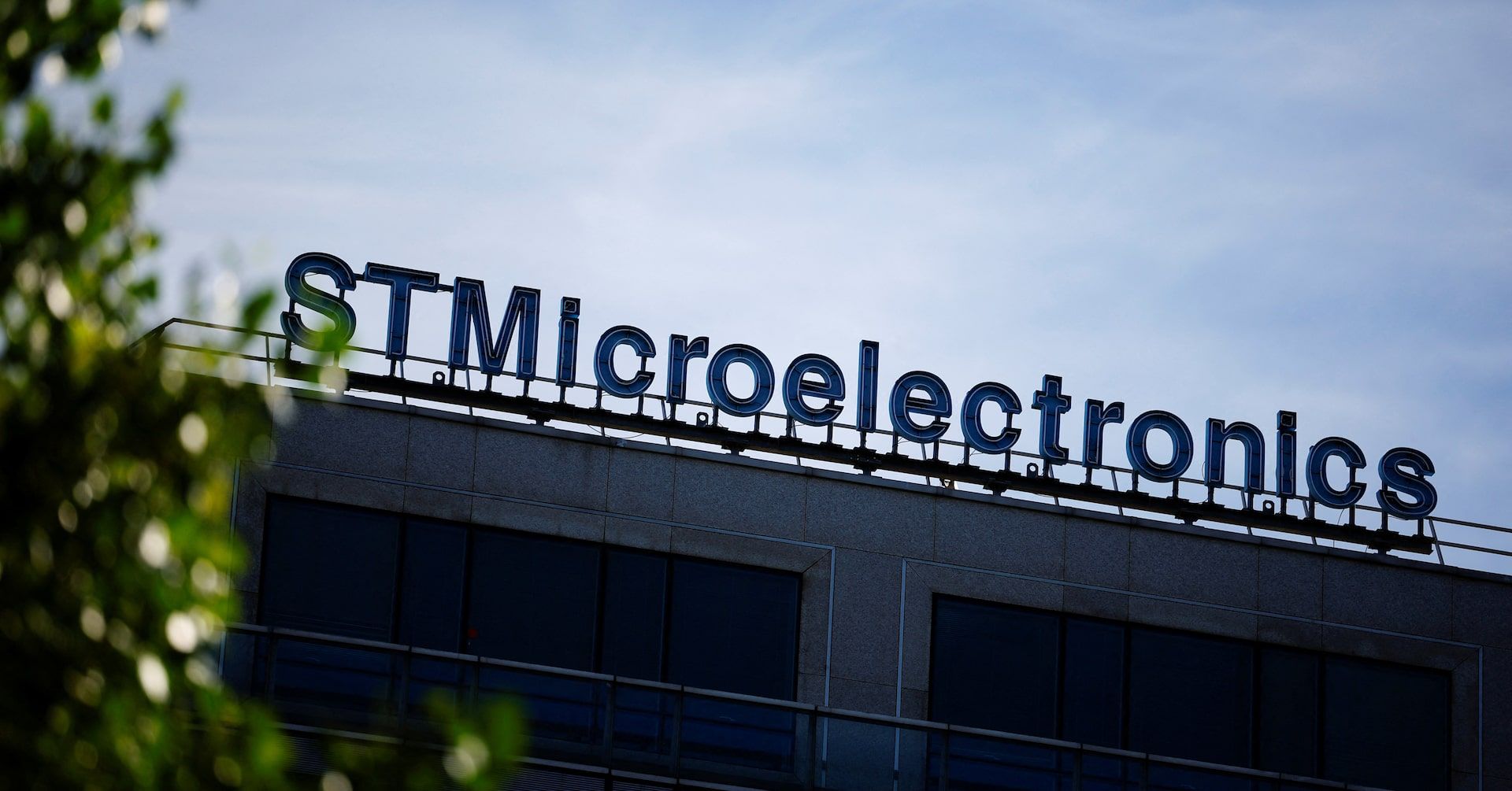 STMicroelectronics Launches STM32N6: A Powerful Edge AI Microcontroller ...